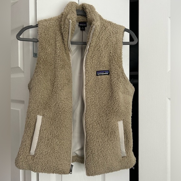 Jackets & Coats | Patagonia Los Gatos Furry Vest | Poshmark